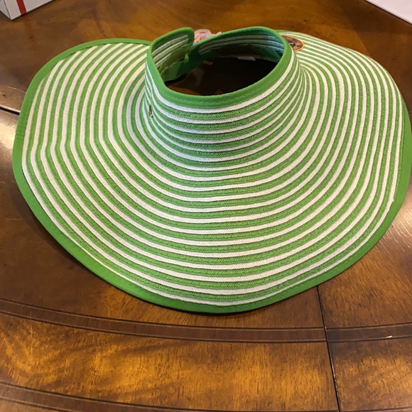Scala | Accessories | Nwt Scala Sun Hat Greenwhite Crushable Packable ...